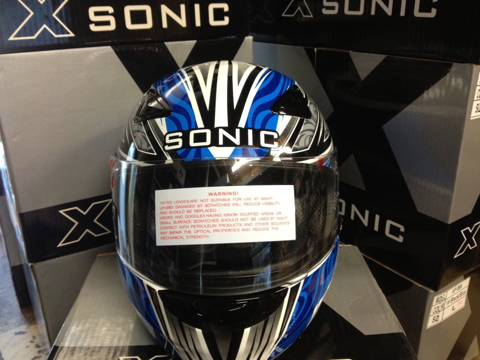 SONIC WHITE BLUE ROAD BIKE HELMET AUSTRALIA SAFTEY STANDARDS SIZE EXTRA ...