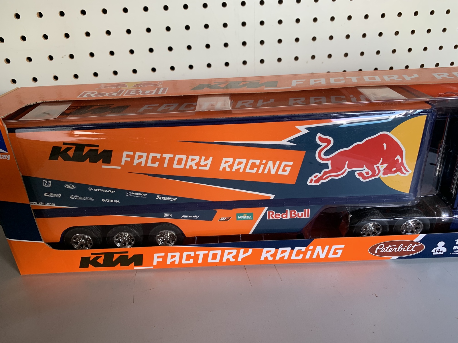 KTM RACE TRANSPORTER REDBULL PETERBUILT TRUCK TRAILER TOY MODEL DIECAST ...