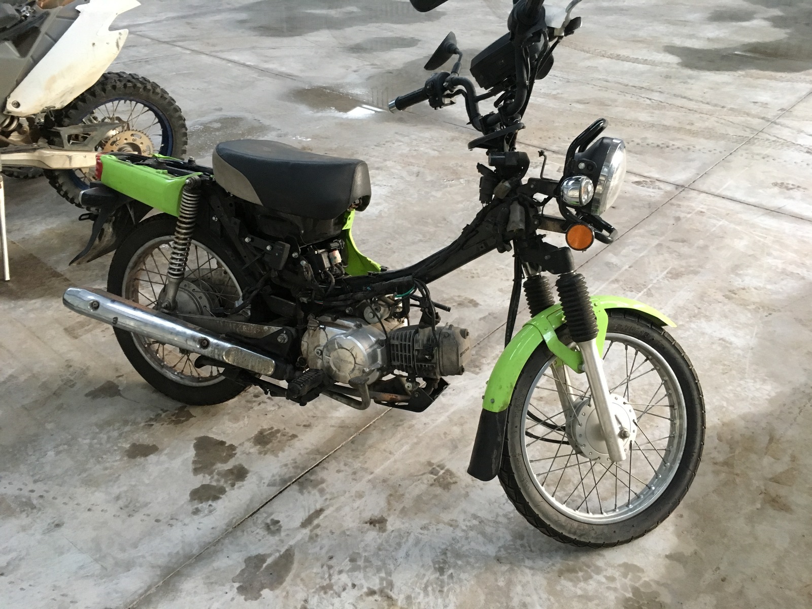 WRECKING HONDA CUB NBC 110 POSTIE