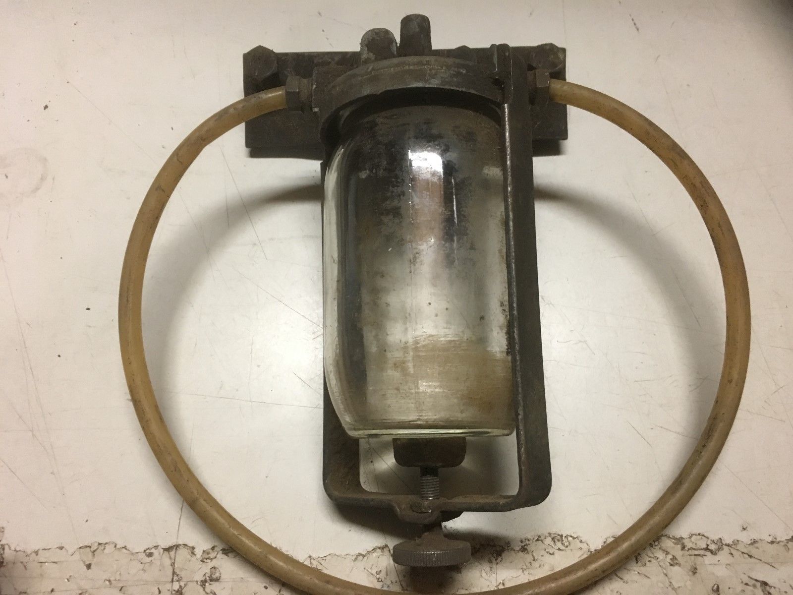 TRUCK-TRACTOR-CAR-STATIONARY ENGINE-DEISEL-PETROL-WATER TRAP - qwa