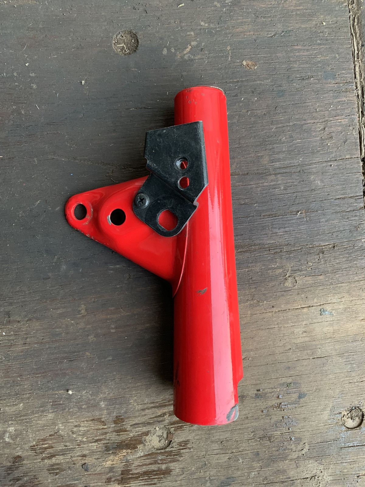 HONDA CT 110 POSTIE HEAD LIGHT MOUNT - LEFT BRACKET