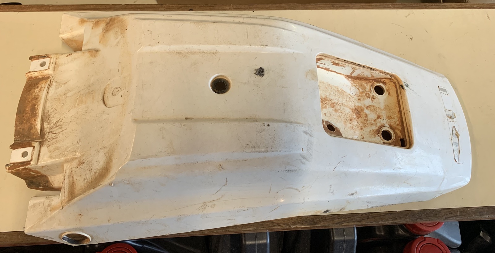 SUZUKI DR 650 WHITE REAR GUARD