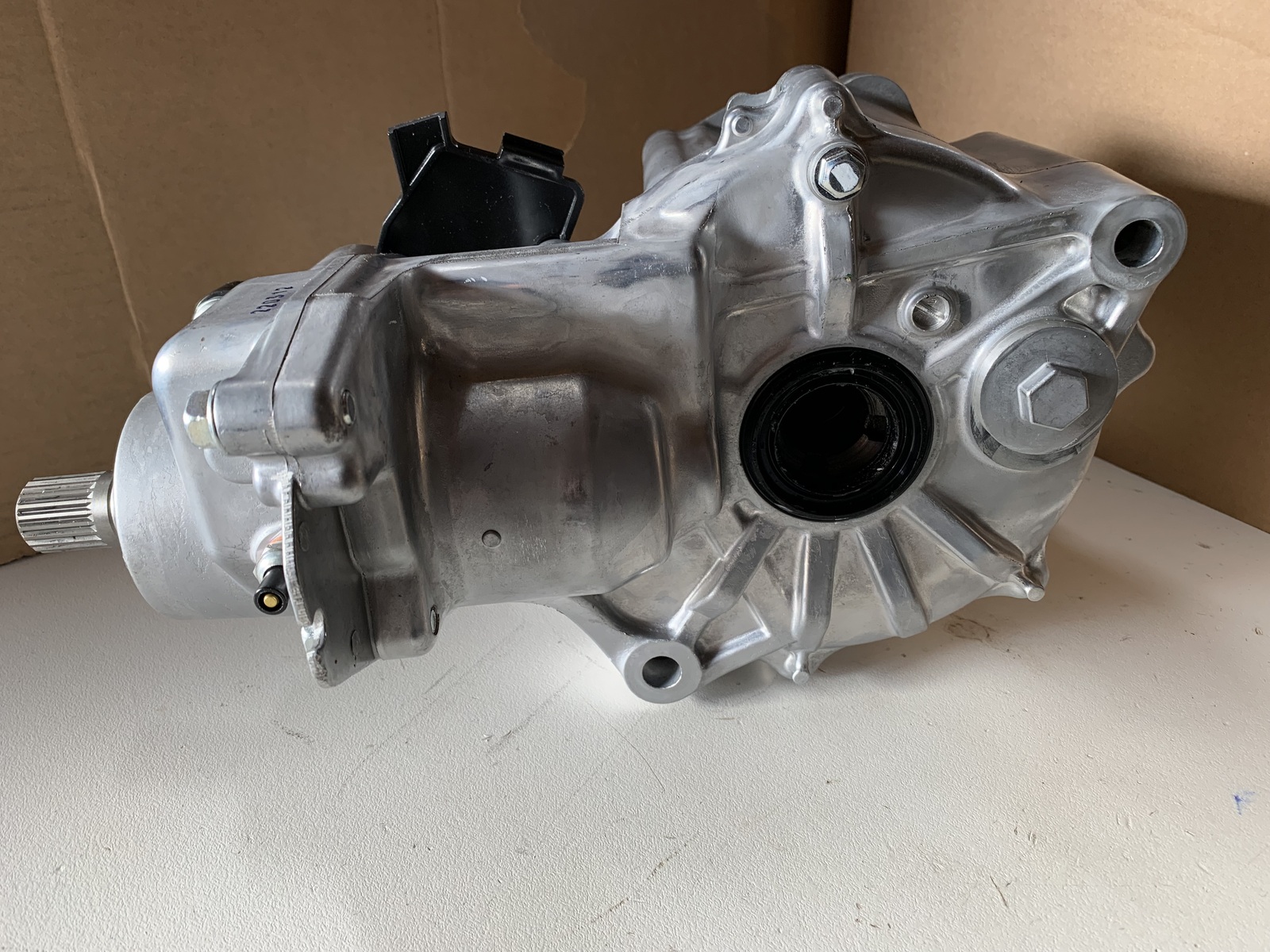 HONDA SXS 500 PIONEER FRONT DIFF DIFFERENTIAL FINAL DRIVE 41400-HL5-A40