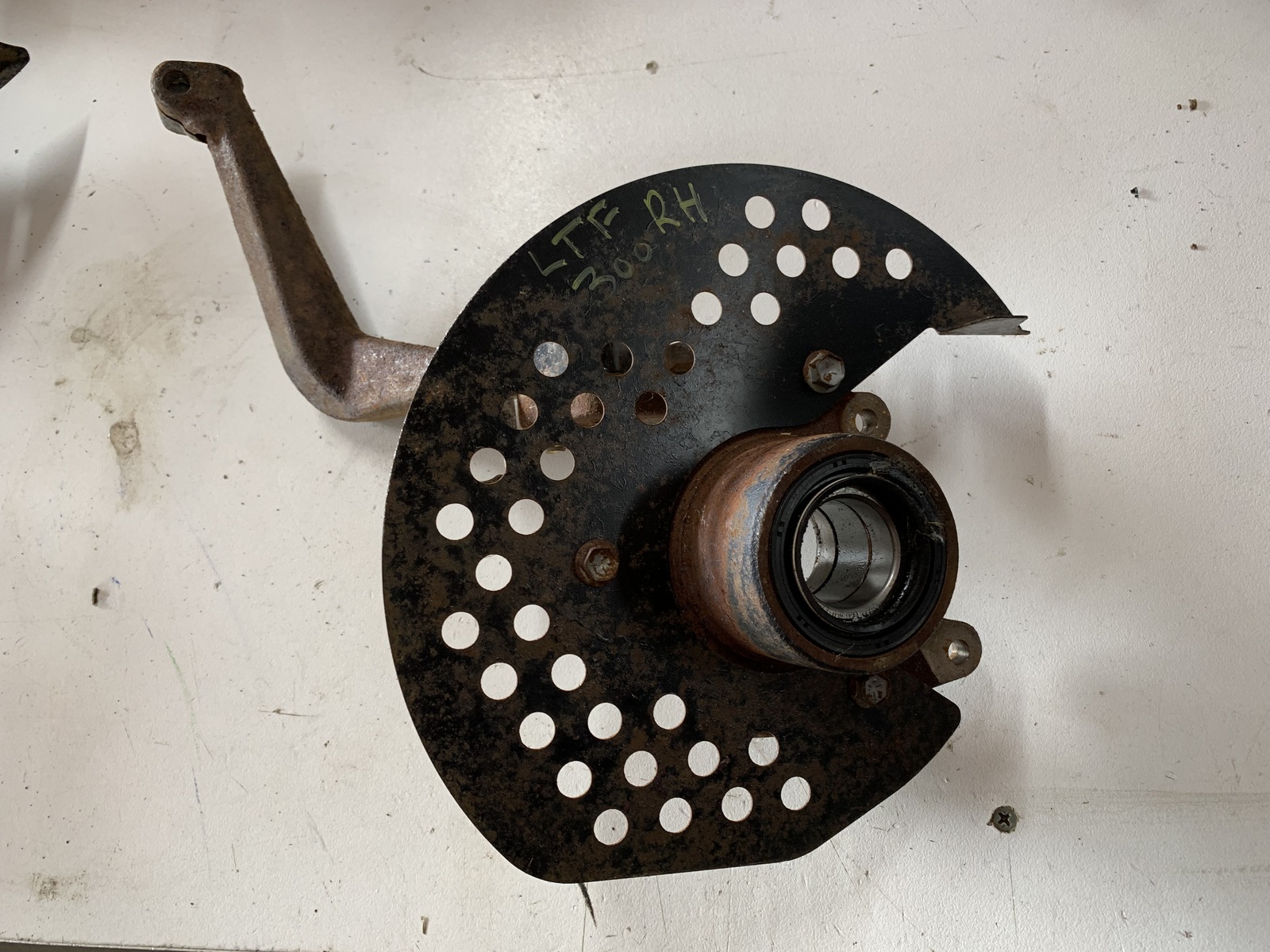 SUZUKI LTF 300 KING QUAD KINGQUAD FRONT RIGHT HAND KNUCKLE DISC BRAKE ...